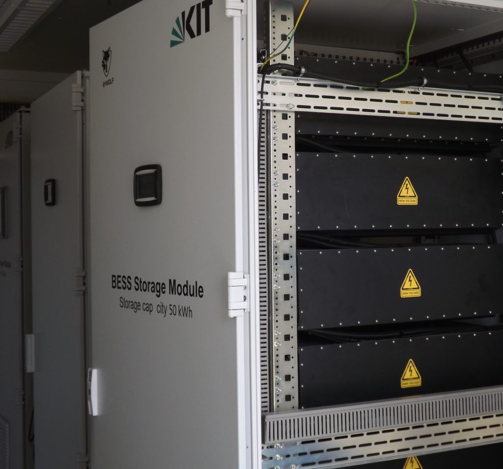 Batteriespeicher zur Spitzenlastkappung in Gewerbe und Industrie